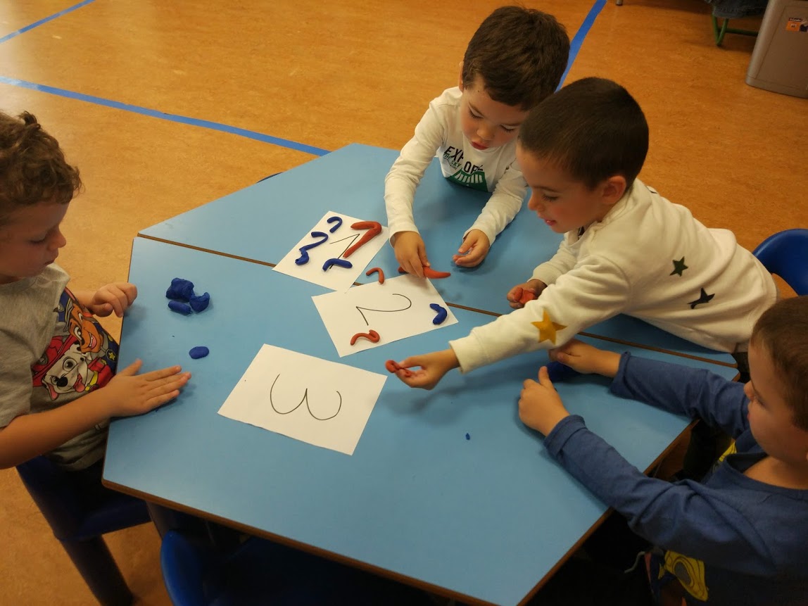 Cierzo de ilusiones: NÚMEROS DE PLASTILINA