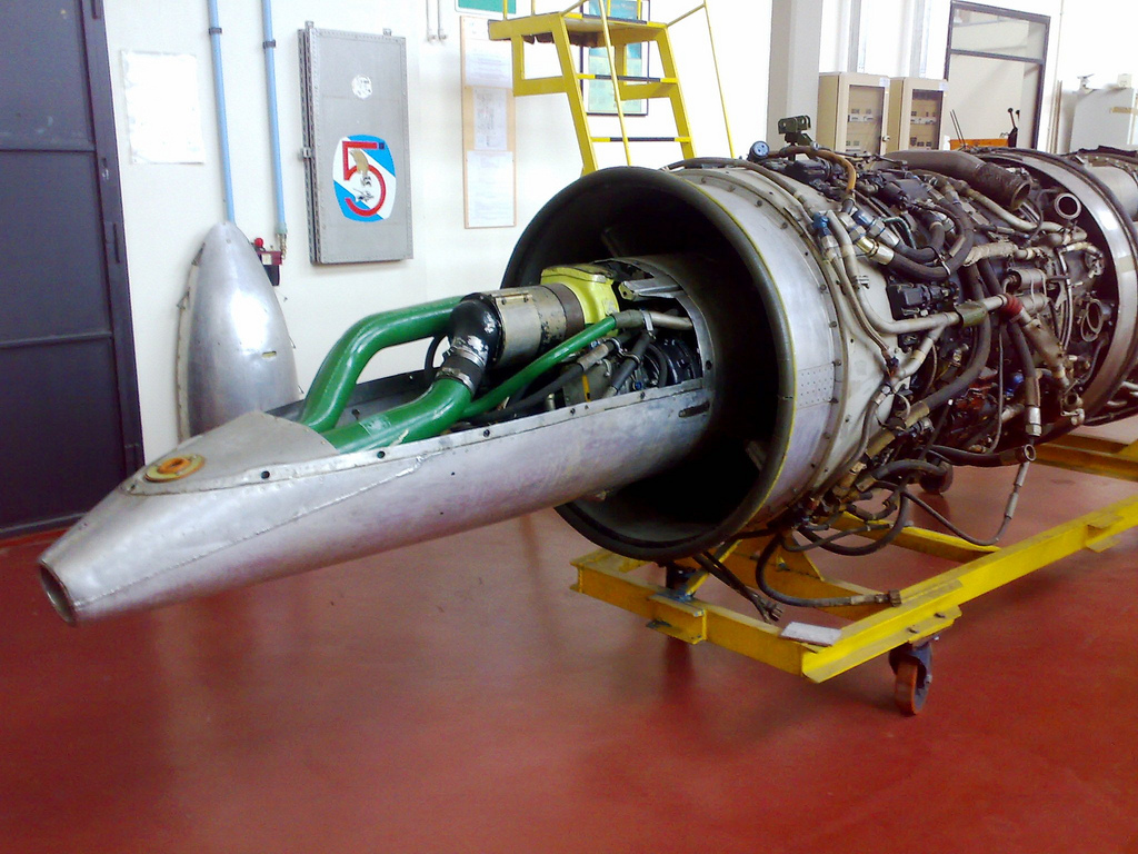 Aerospace Engines (Aircraft Engines and Rockets - Motores de Aviación y ...