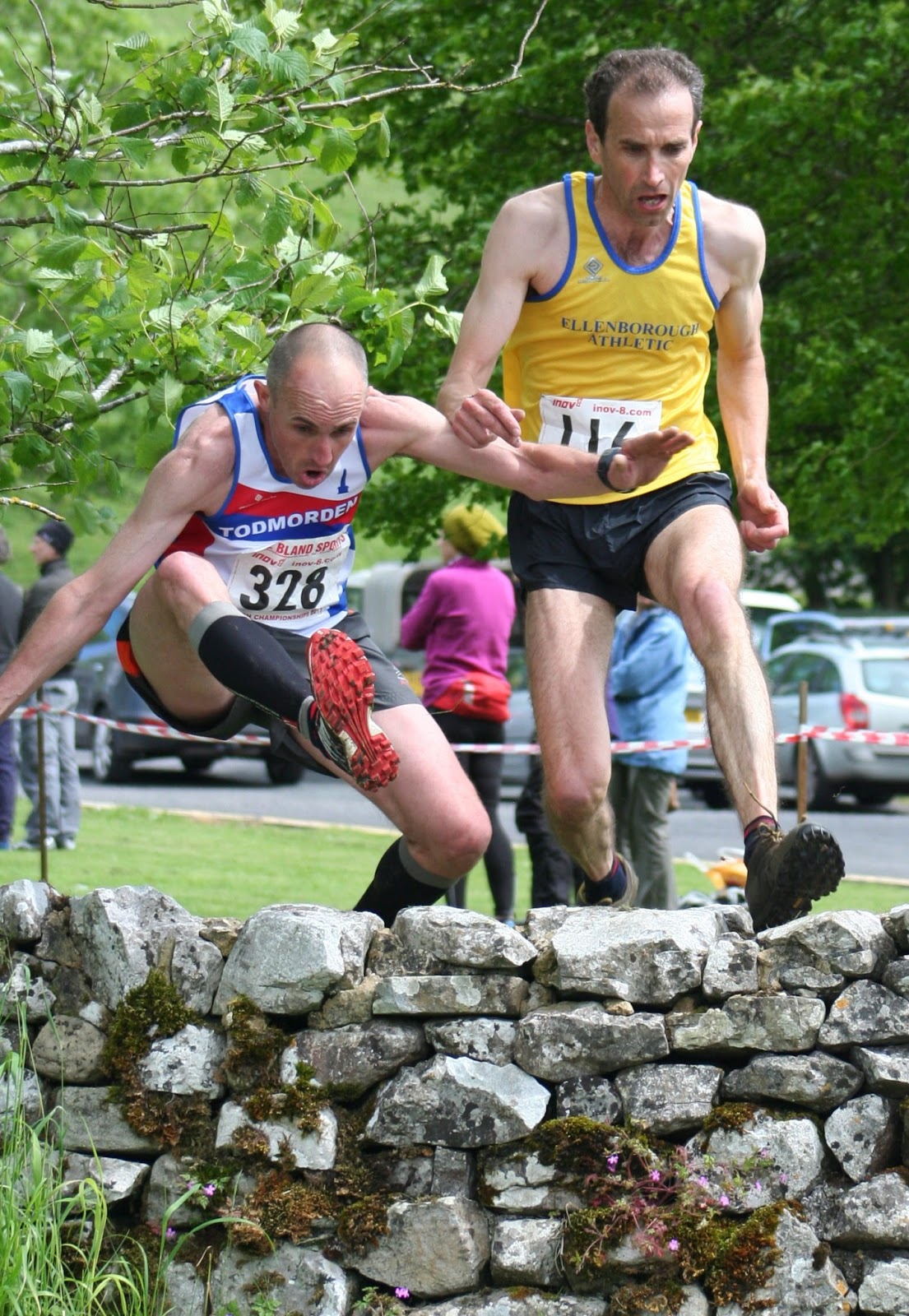 The Wrong Trod: Otley 10 | Buckden Pike | Cwm Pennant | Holcombe Two ...