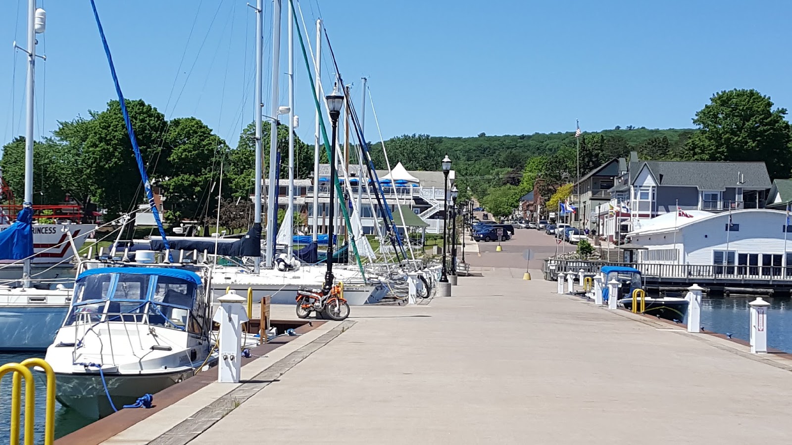 J and B and Lady Blue: Bayfield, Benoit Cheese, Wisconsin; Little Girls ...