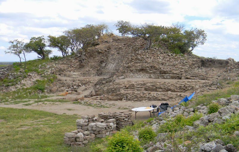 Przed Kolumbem: Prace archeologiczne w Teocaltitán (stan Jalisco, Meksyk)