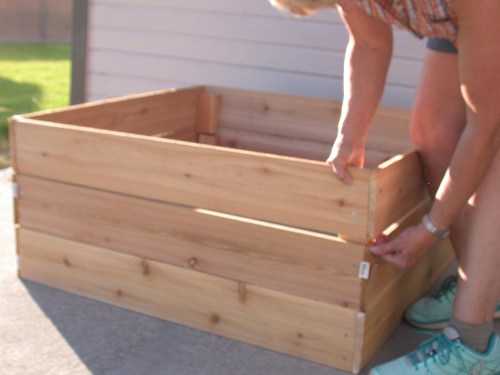 This Girl Gardens: Constructing Potato Boxes