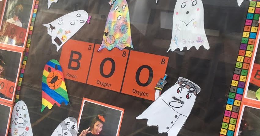 The Uptown Acorn: A Spooktacular Halloween {The Classroom}