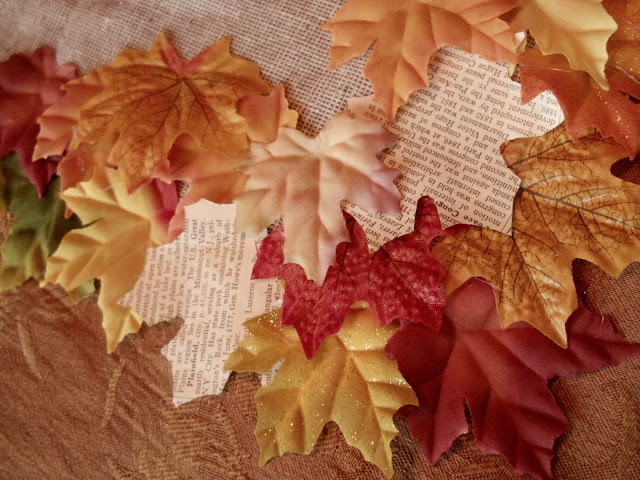 Make The Best of Things: DIY Faux Leaves Table Runner