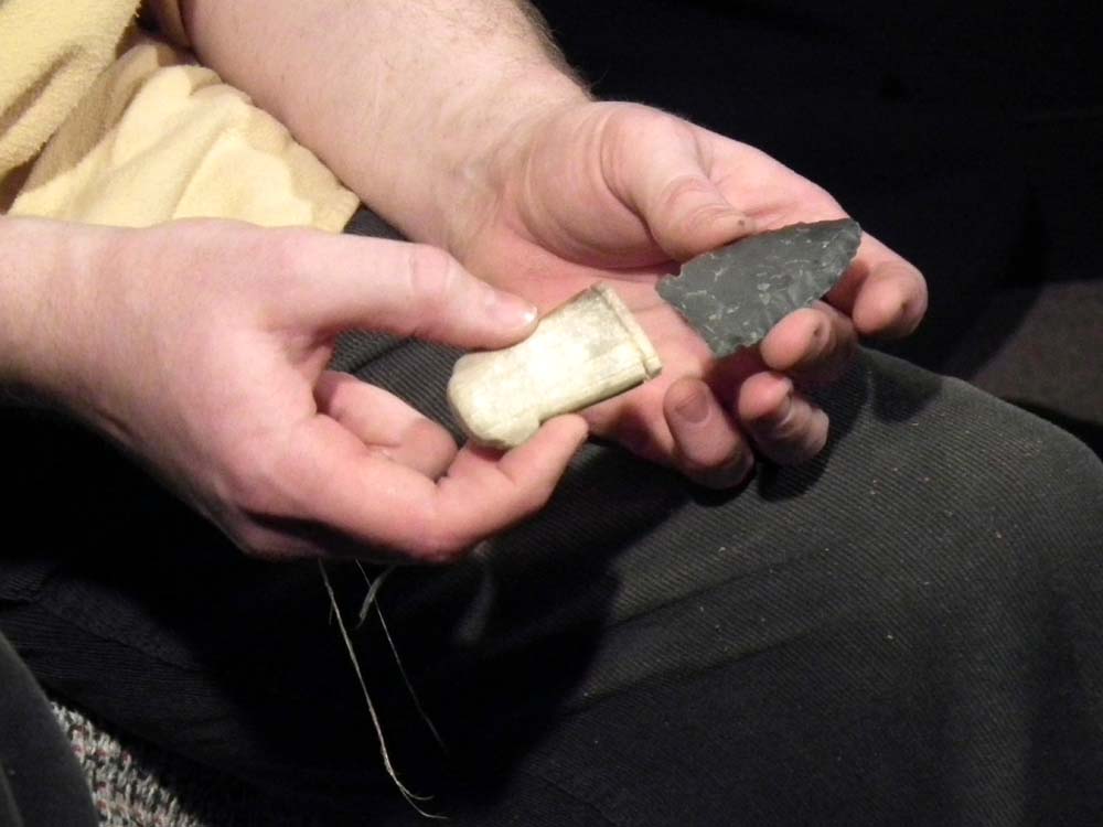 Elfshot: Knapping a Dorset Palaeoeskimo Knife; A Photo Essay