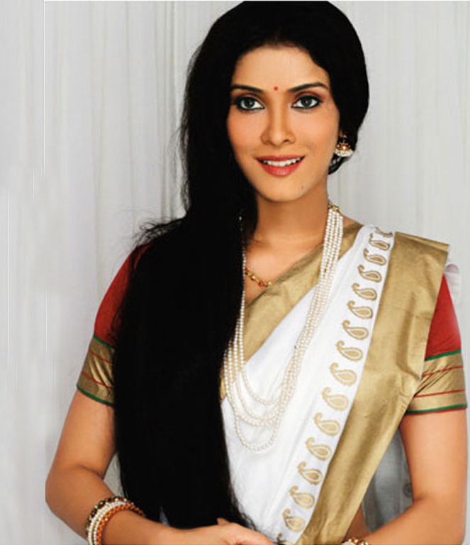 Bollywood Actress - bollywood wallpapers,bollywood images,bollywood pictures,bollywood galleries