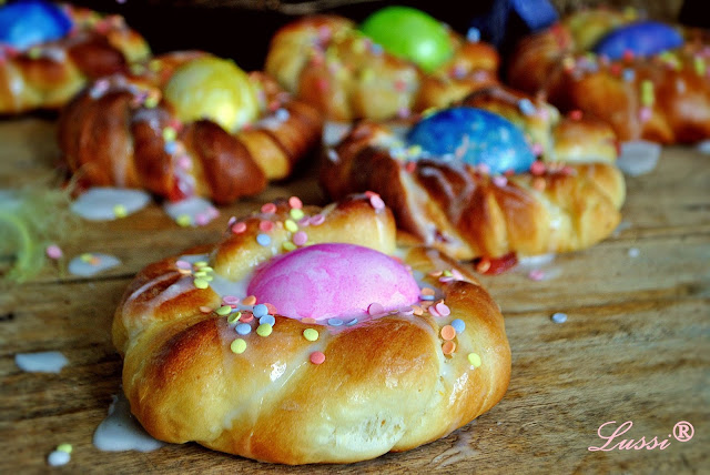 Lussi`s World of Artcraft: Козуначени гнезда / Easter Bird's Nest Bread ...