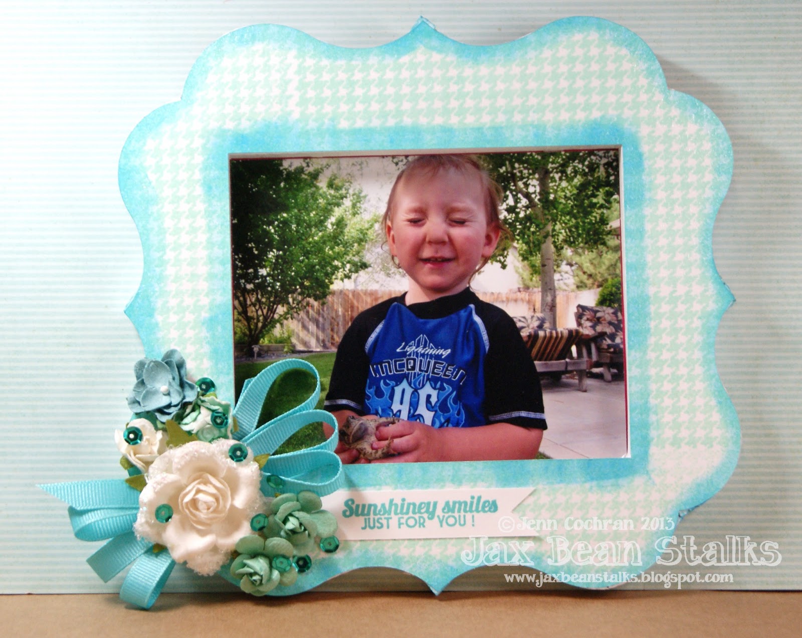 Paper Picture Frame Tutorial – Helmar