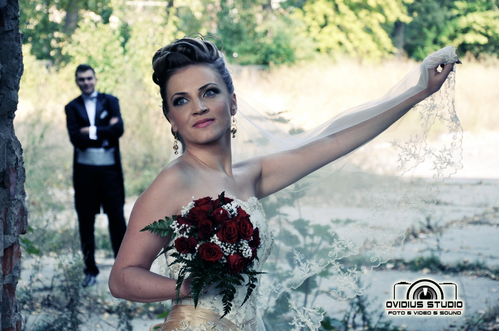 Ovidius Studio: Mihaela & Alex Paun (fotografii nunta)