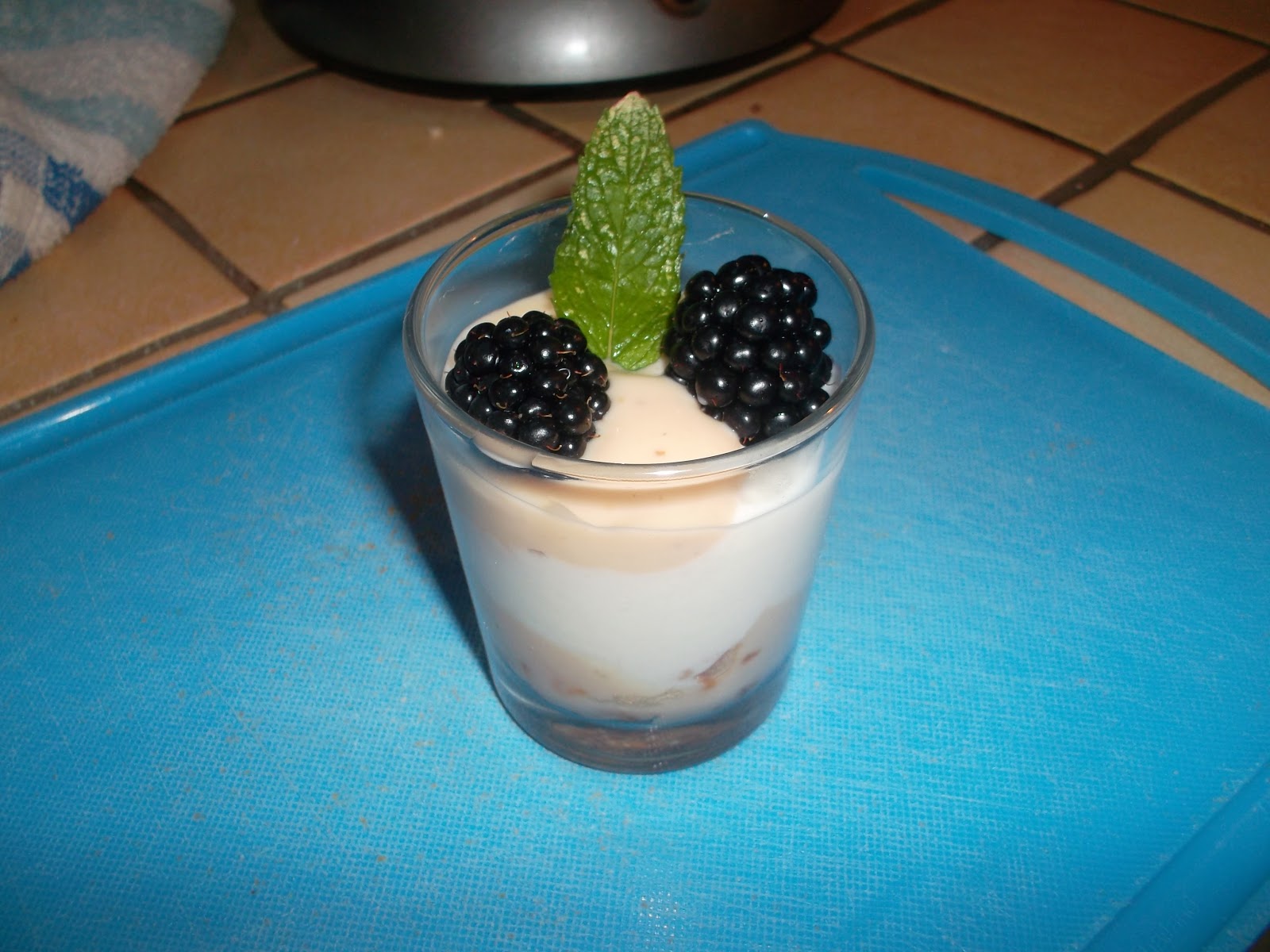 Verrine Mont Blanc et Spéculoos et Fruits Rouges