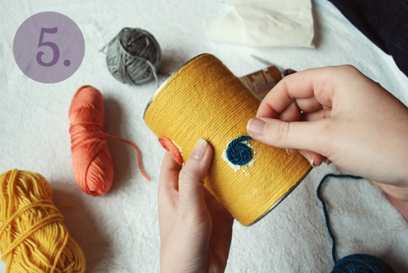 a string of purls: DIY Tutorial: Yarn Vase