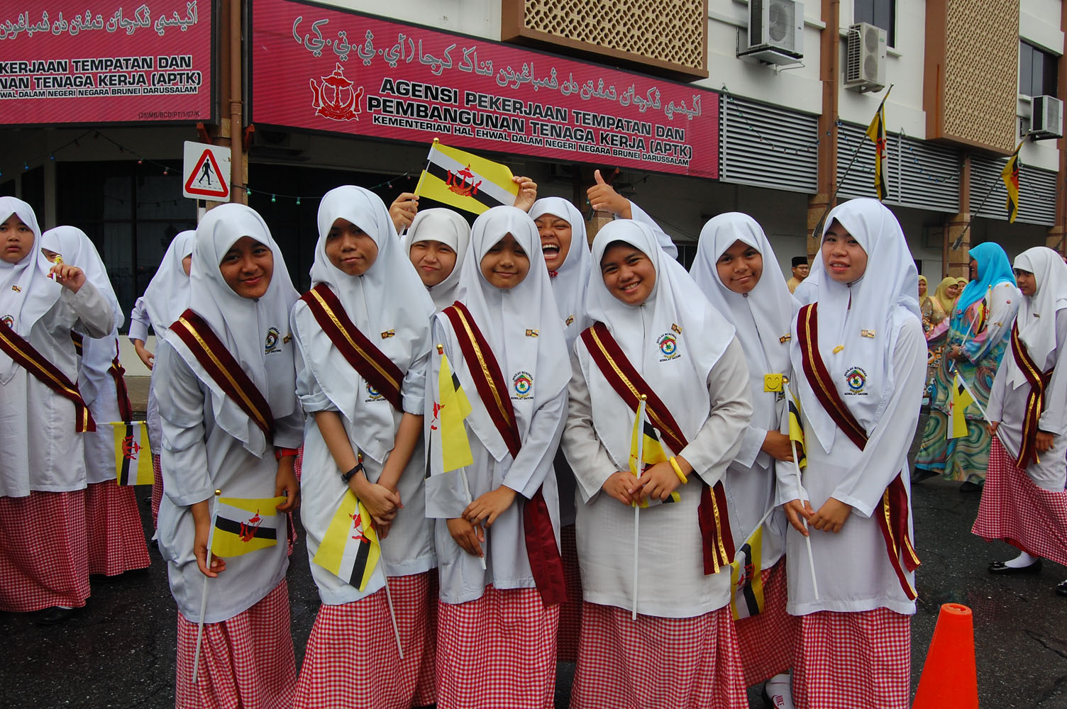 SMMG: SMMG @ NATIONAL DAY PARADE