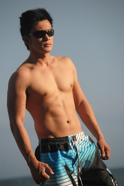 Hunks in Pictures: Mark John Sellado