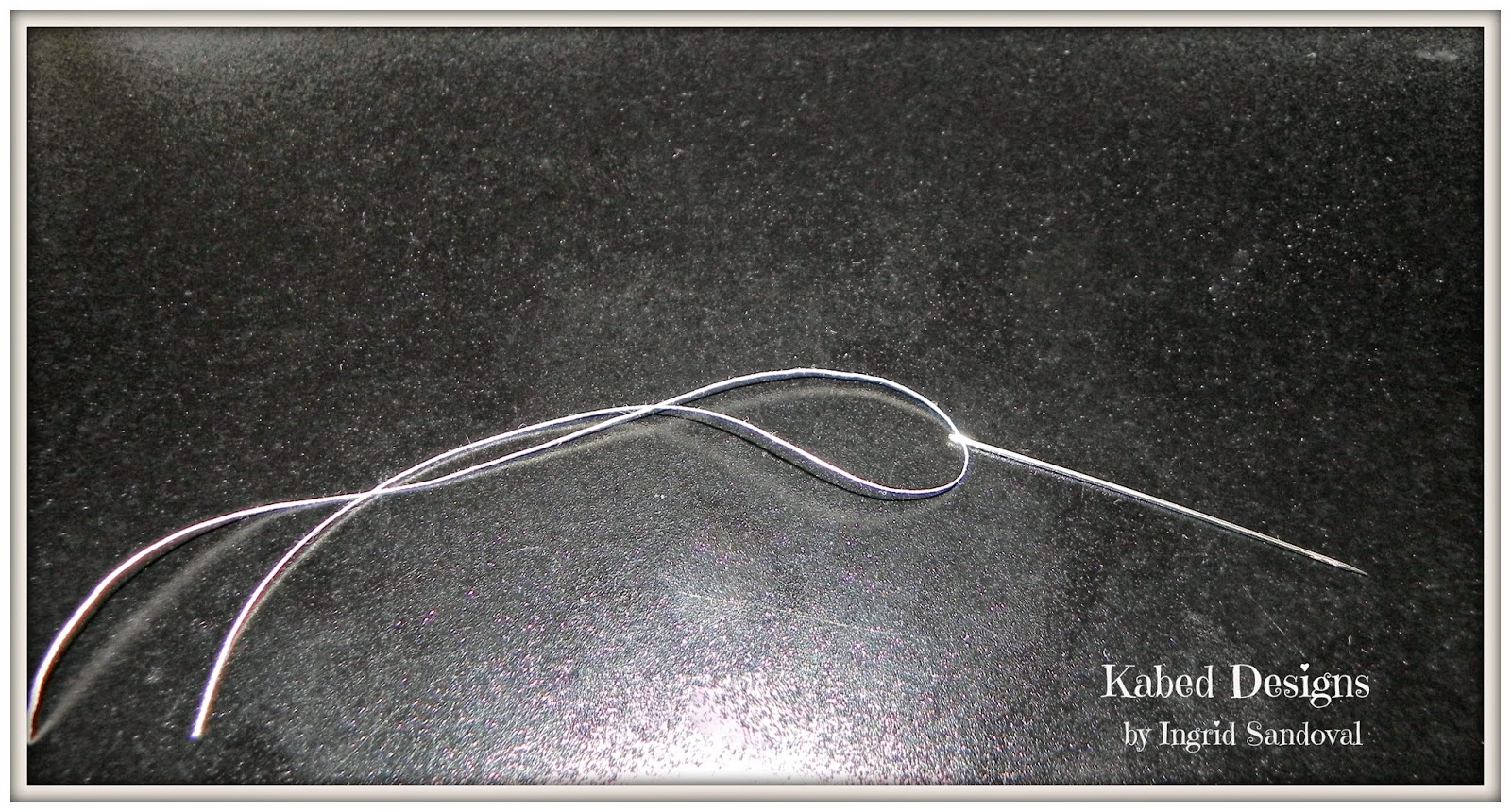 Kabed Diseños: How to insert yarn or thread in a bead (tutorial)