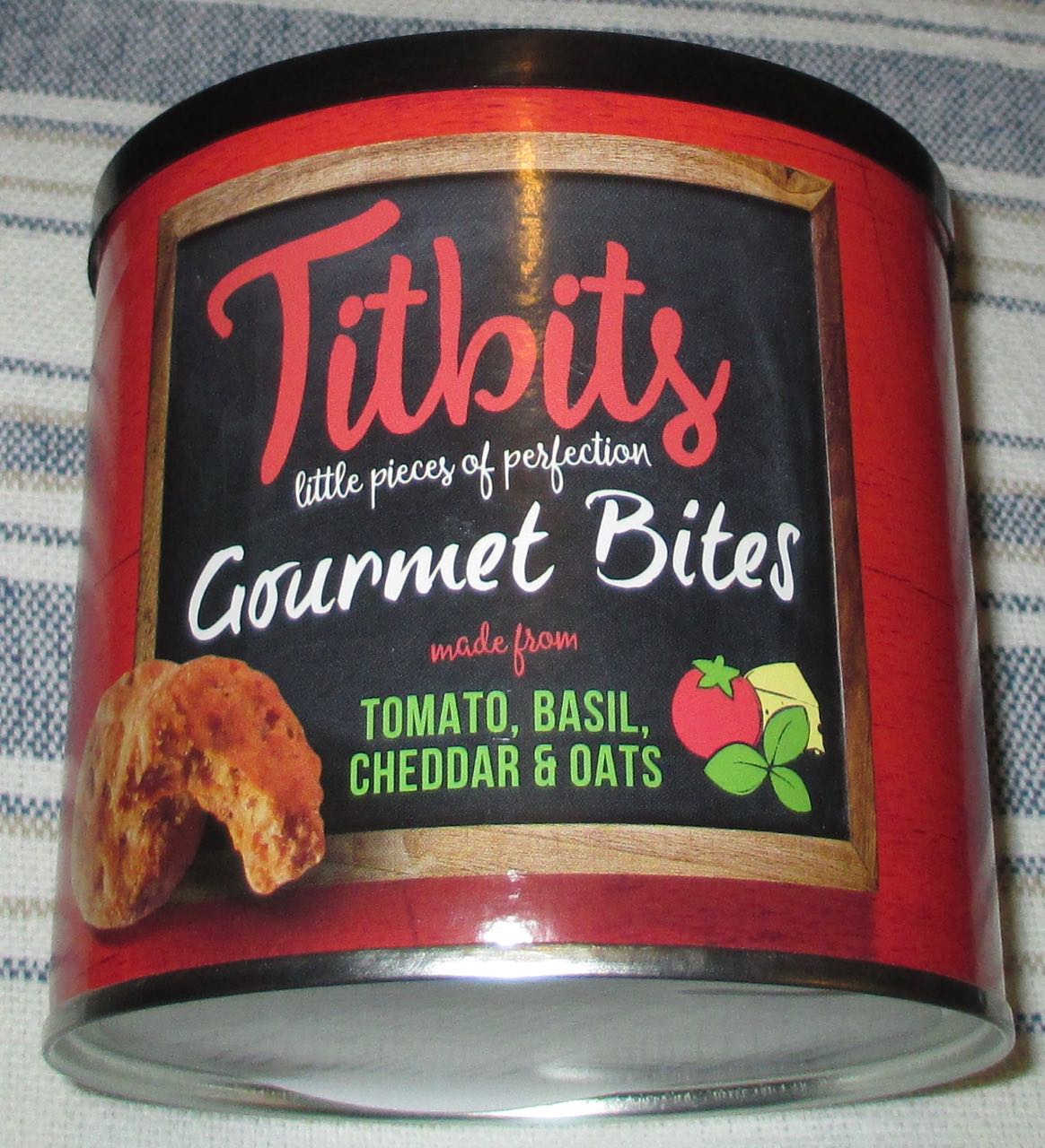 FOODSTUFF FINDS: Titbits Gourmet Bites: Tomato, Cheddar, Basil and Oats ...