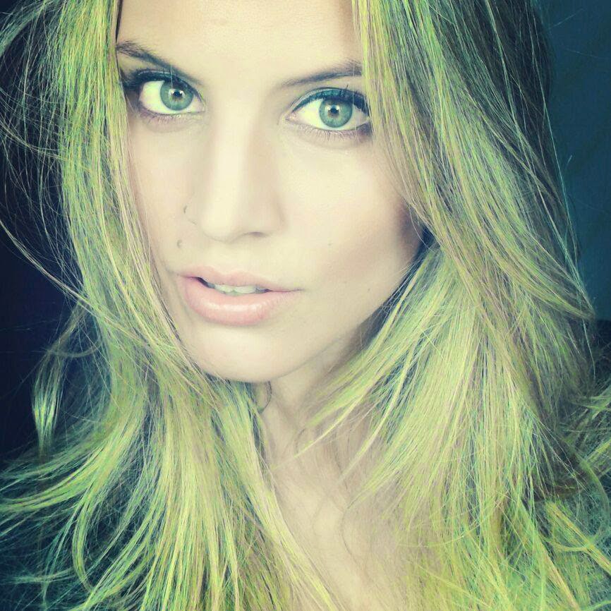 Miss America Organization: Miss World Argentina 2014 - Yoana Don