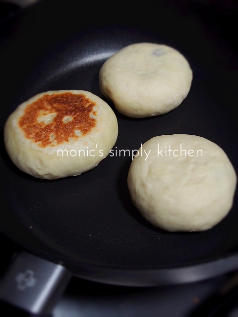 Roti Gepeng Kacang Merah Tanpa Oven - Monic's Simply Kitchen