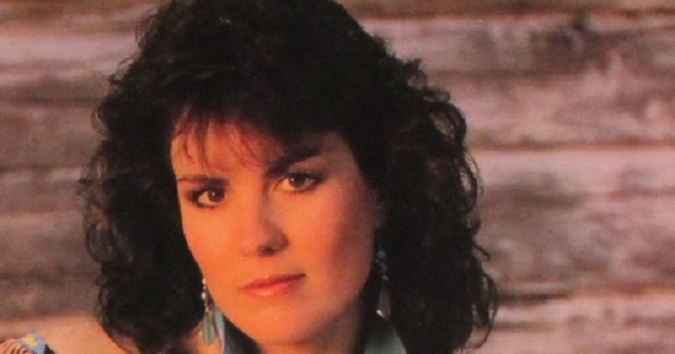 Ill Folks: Day is Done: HOLLY DUNN and "WHY, WYOMING"