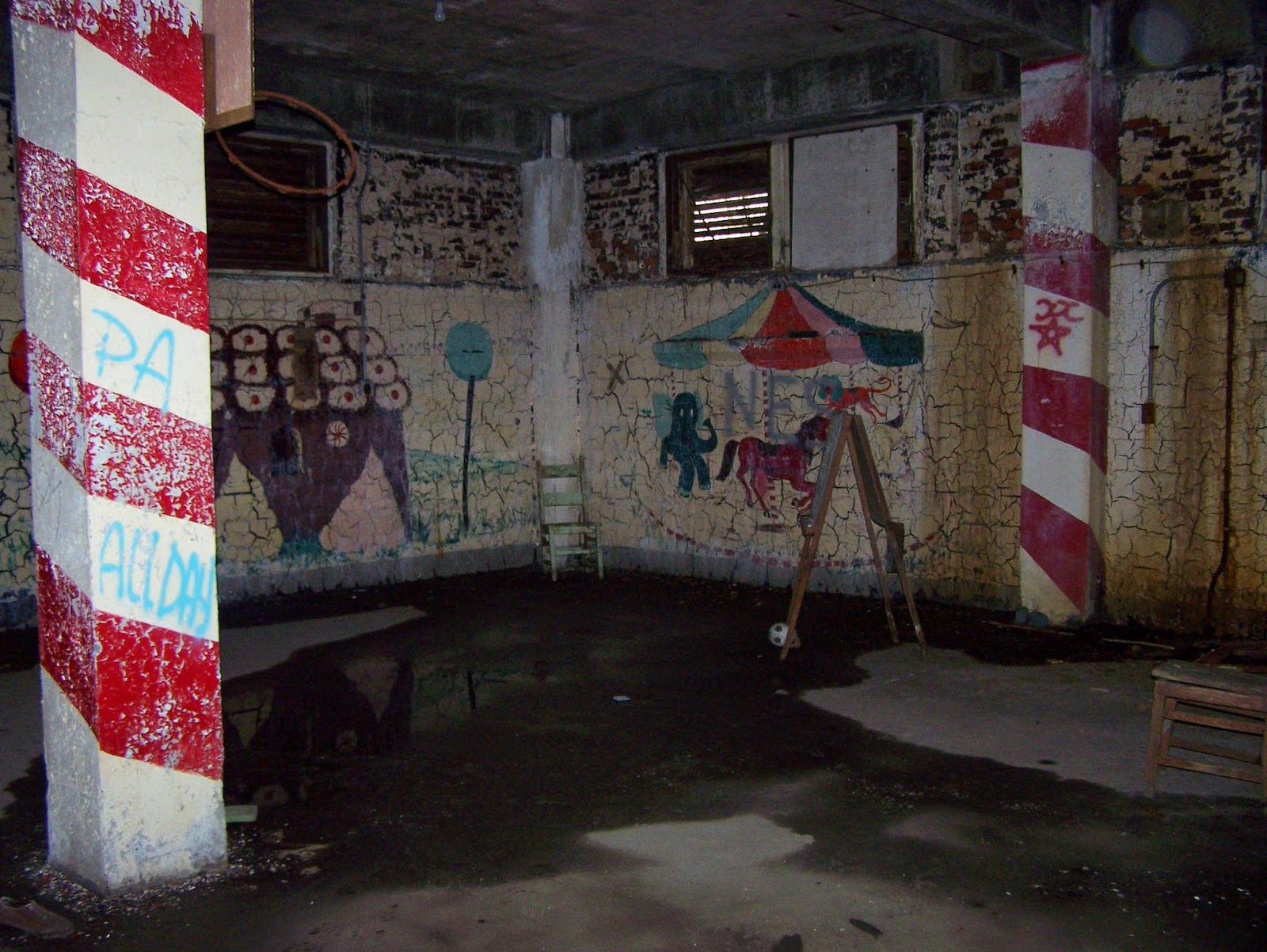 GHOSTS OF MAYFLOWER: A PENNHURST HAUNTING : CANDY LAND: PENNHURST