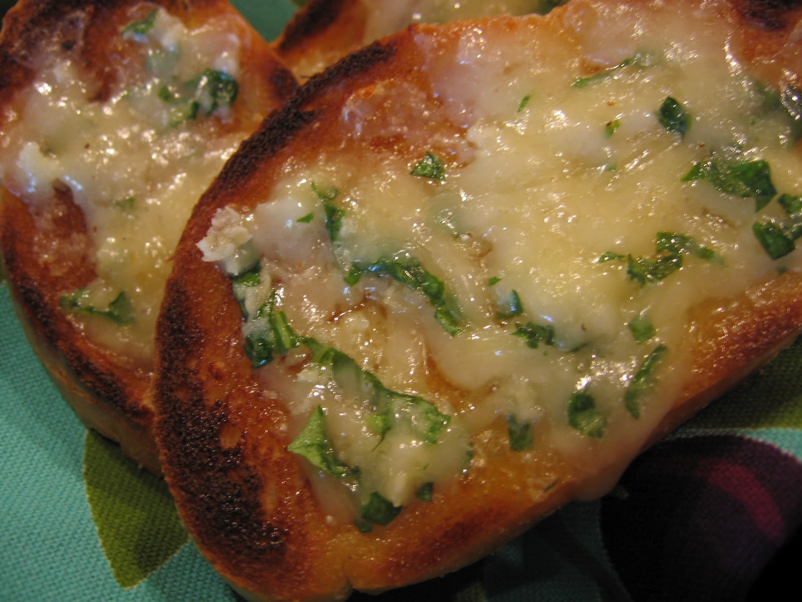 cookin' up north: Parmesan Basil Toasts