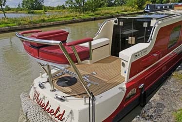 Narrow boats and Idea's for small spaces: Modern narrowboats.