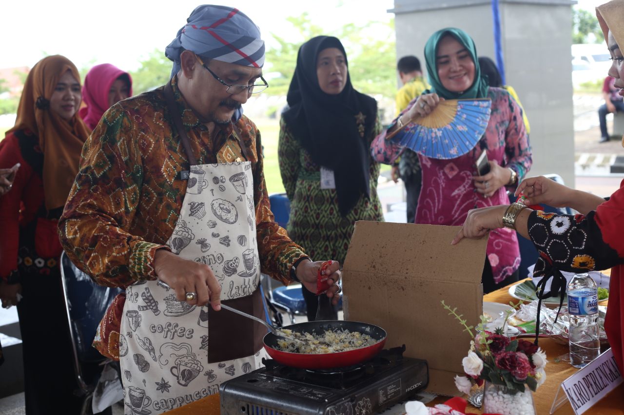 Lomba Masak Nasi Goreng DWP, Bukti Cinta dan Sayang Kepada Isteri ... Lomba Masak Nasi Goreng DWP, Bukti Cinta dan Sayang Kepada Isteri ...
