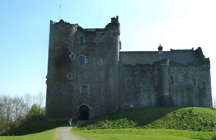 Alex and Bob`s Blue Sky Scotland: Callander.Doune Castle.Deanston.An ...