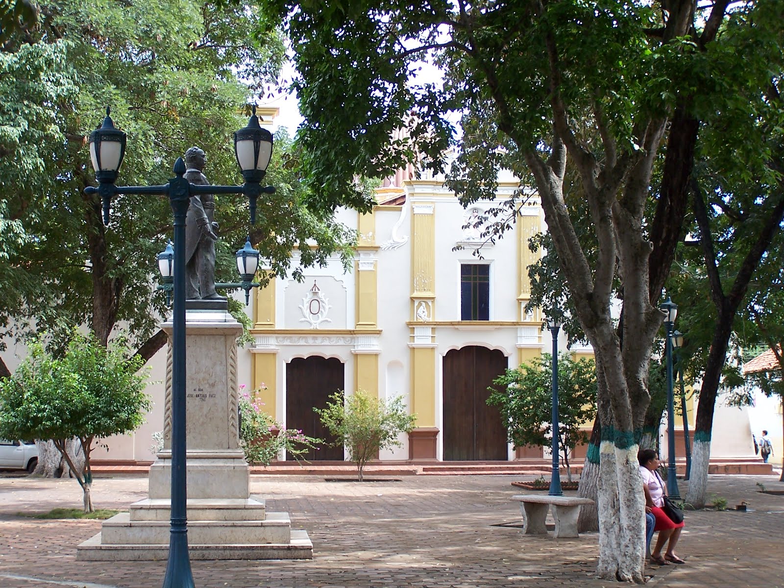 Los Viajes de Montenegro: Calabozo, historias del llano......