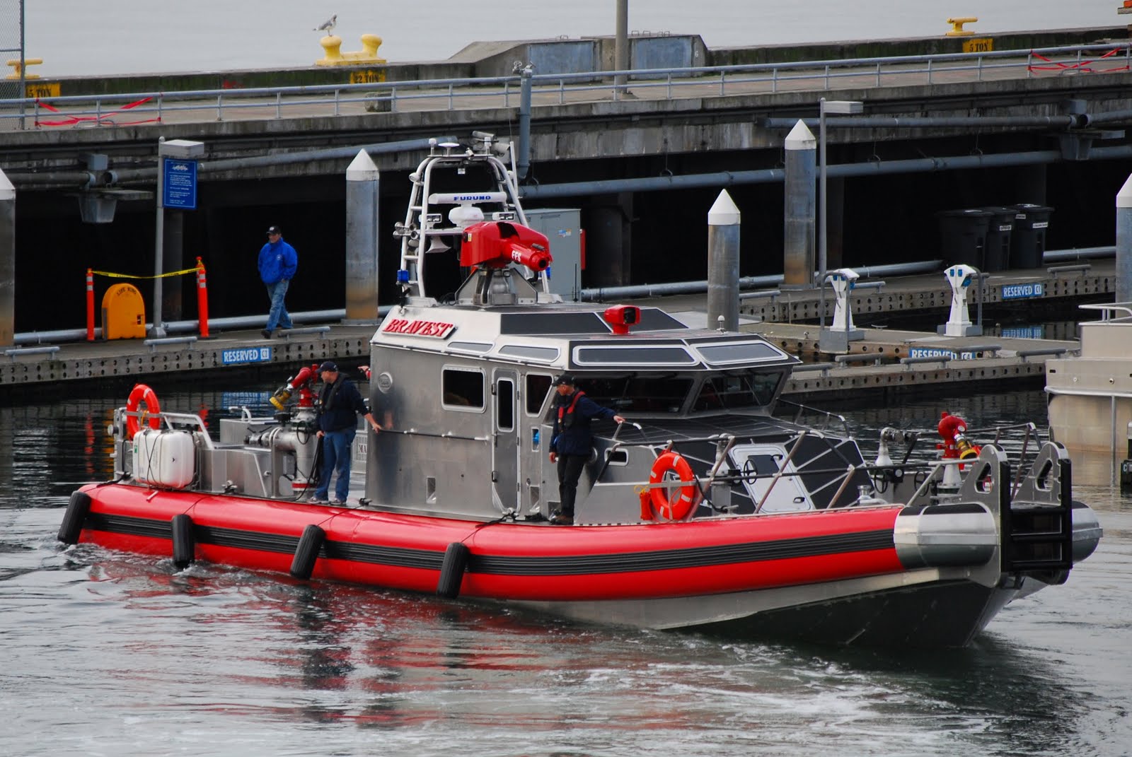 Channel 14, Seattle Traffic: Puget Sound Vessel Traffic Service
