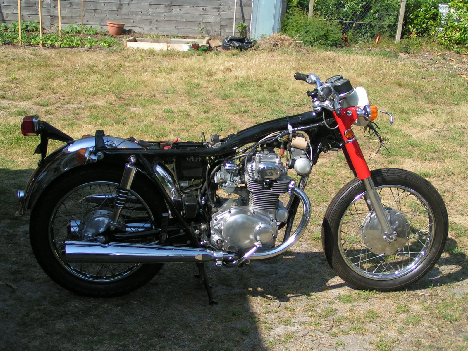 Restauration HONDA CB 350 K1 de 1969: Du 1er au 14 mai.