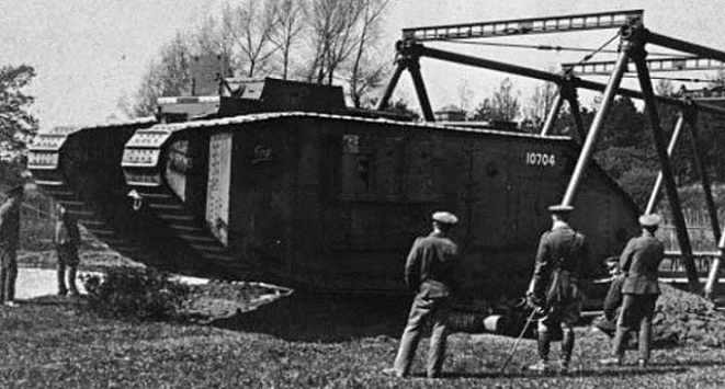 Mark Tank Pertama di dunia Usia 100 Tahun (2016) - Afrid Fransisco