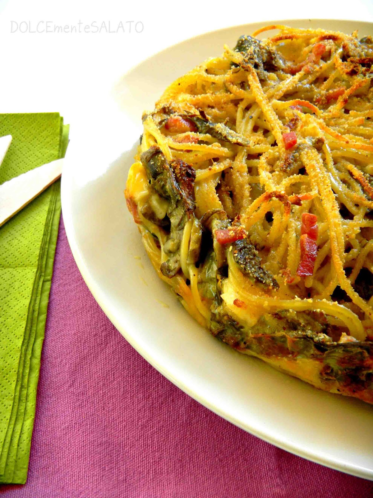 DOLCEmente SALATO: Timballo di spaghetti con carciofi e pancetta