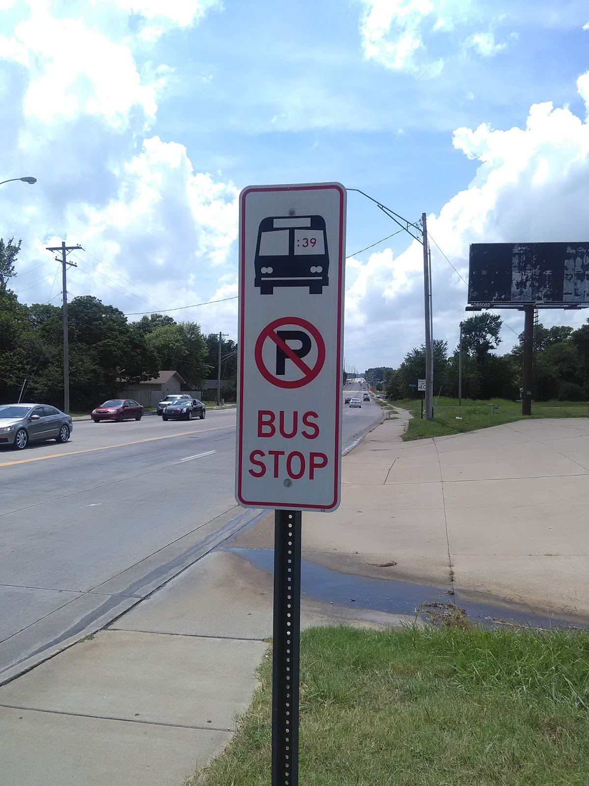 Bicycle San Antonio: Anatomy of a Bus Stop Sign