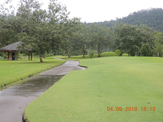 ber golof - golof: Gunung Raya Golf Resort