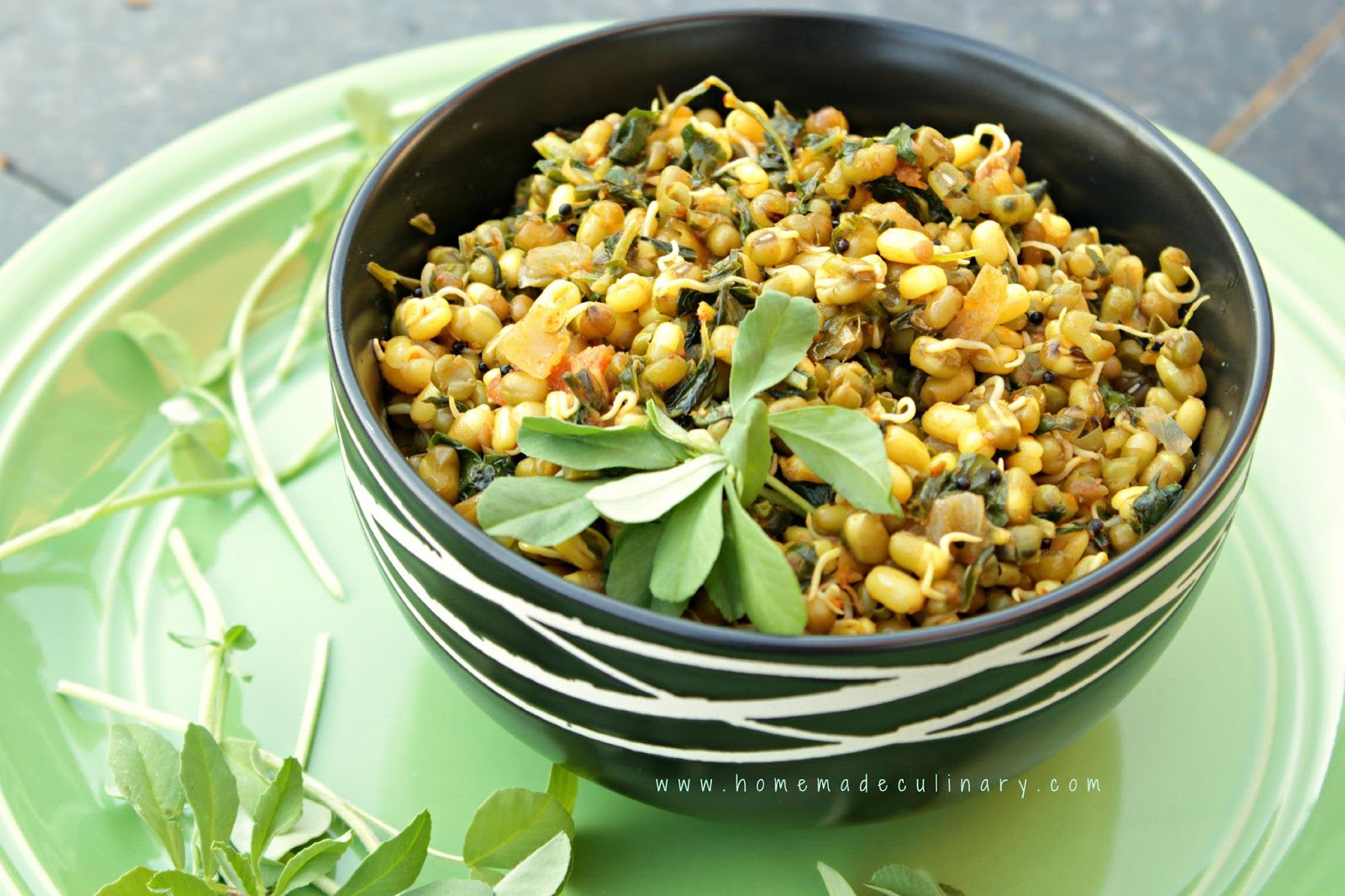Homemade Culinary: SPROUTED MOONG & METHI