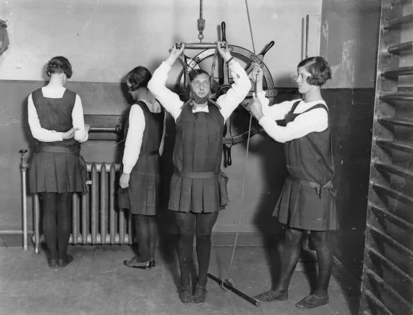 Hi Guys,: Vintage Photos Of Women Exercising Make Us Appreciate Our ...