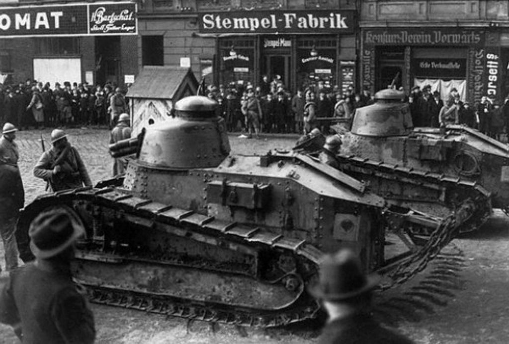 Panzerserra Bunker- Military Scale Models in 1/35 scale: Renault FT 17 ...