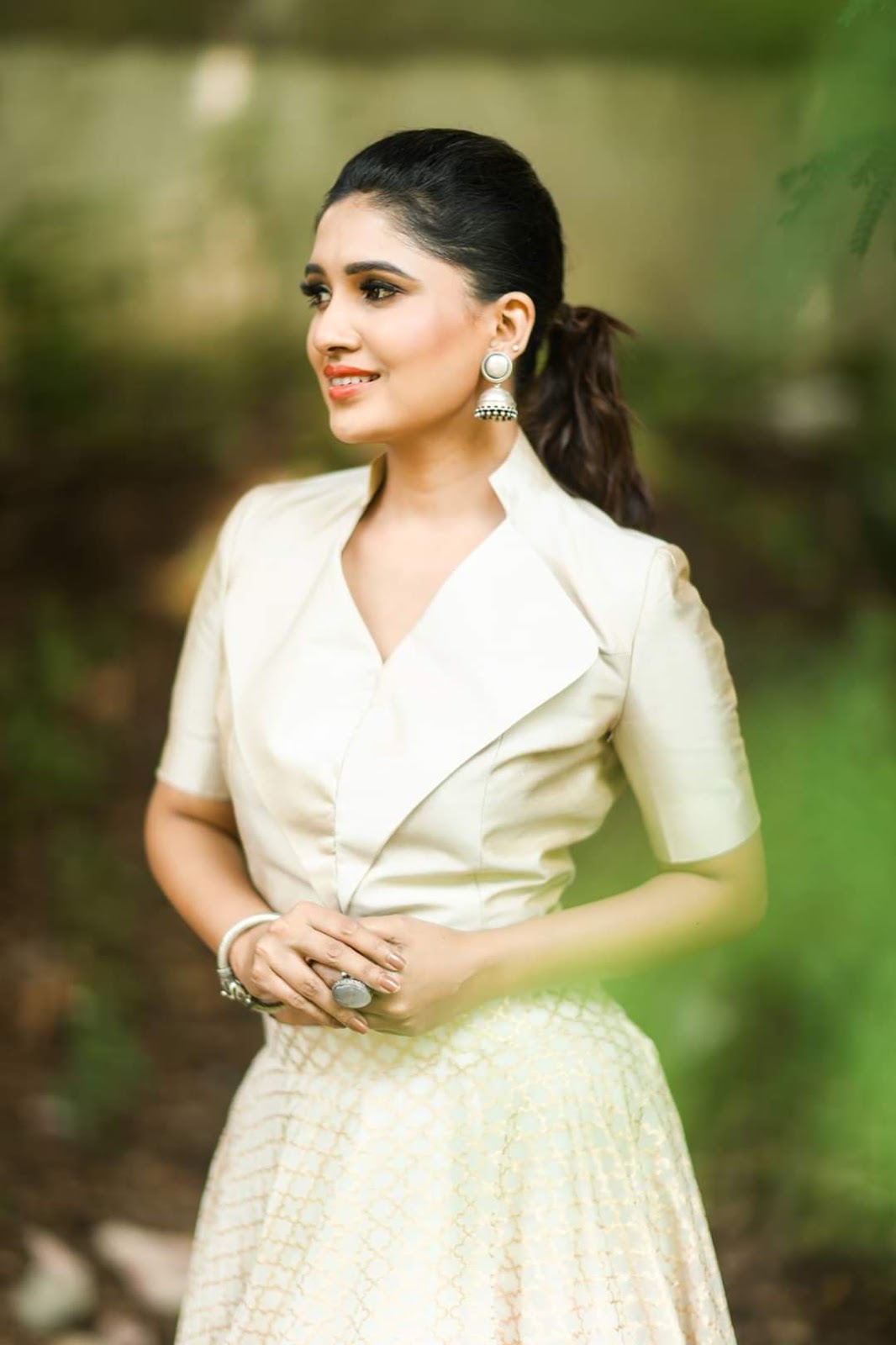 TV Actress Vani Bhojan Latest Unseen Photo Stills