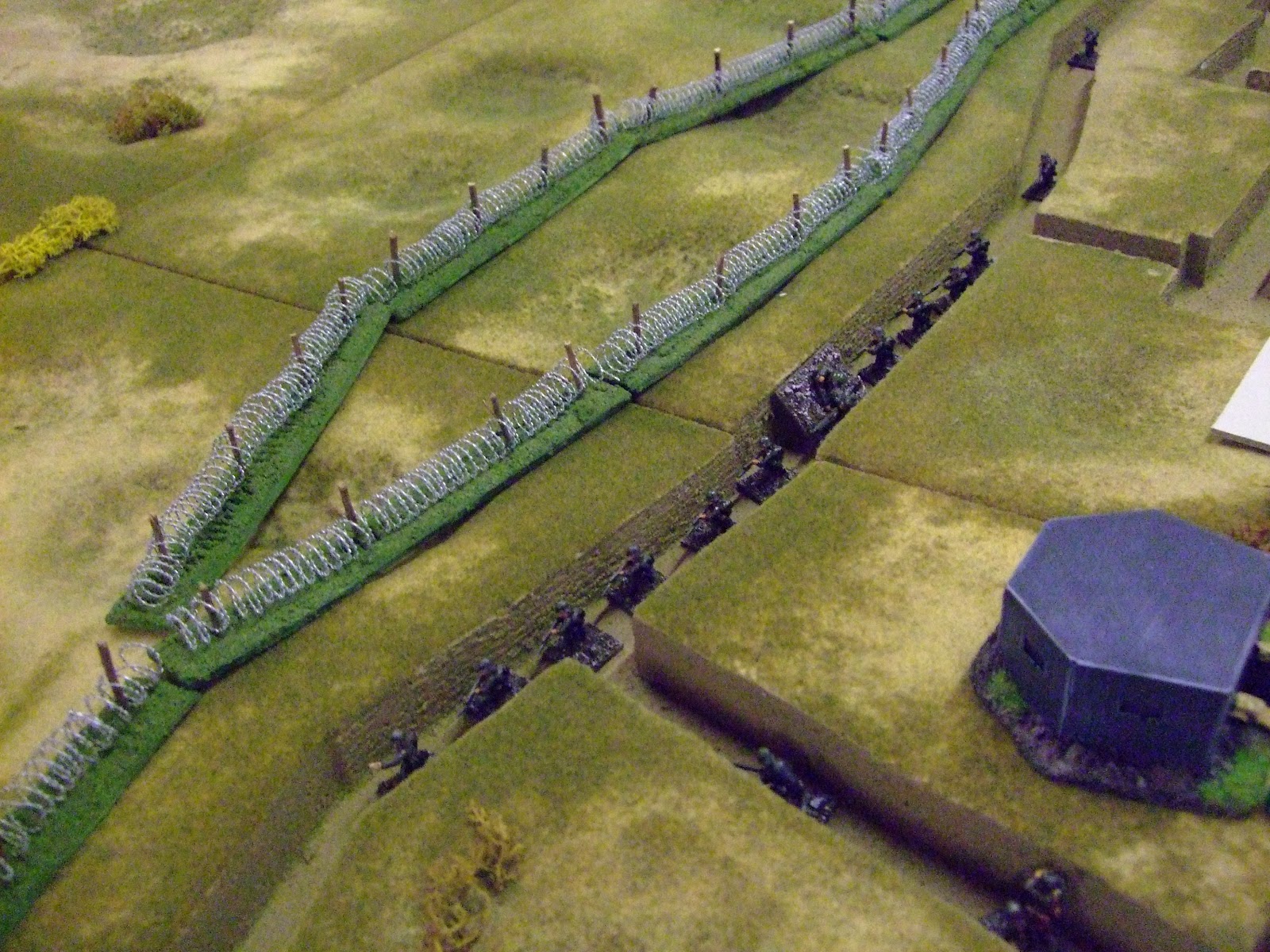 The Angry Lurker: 15mm WW1 "Battle of Peronne" Battle Report Part 2.