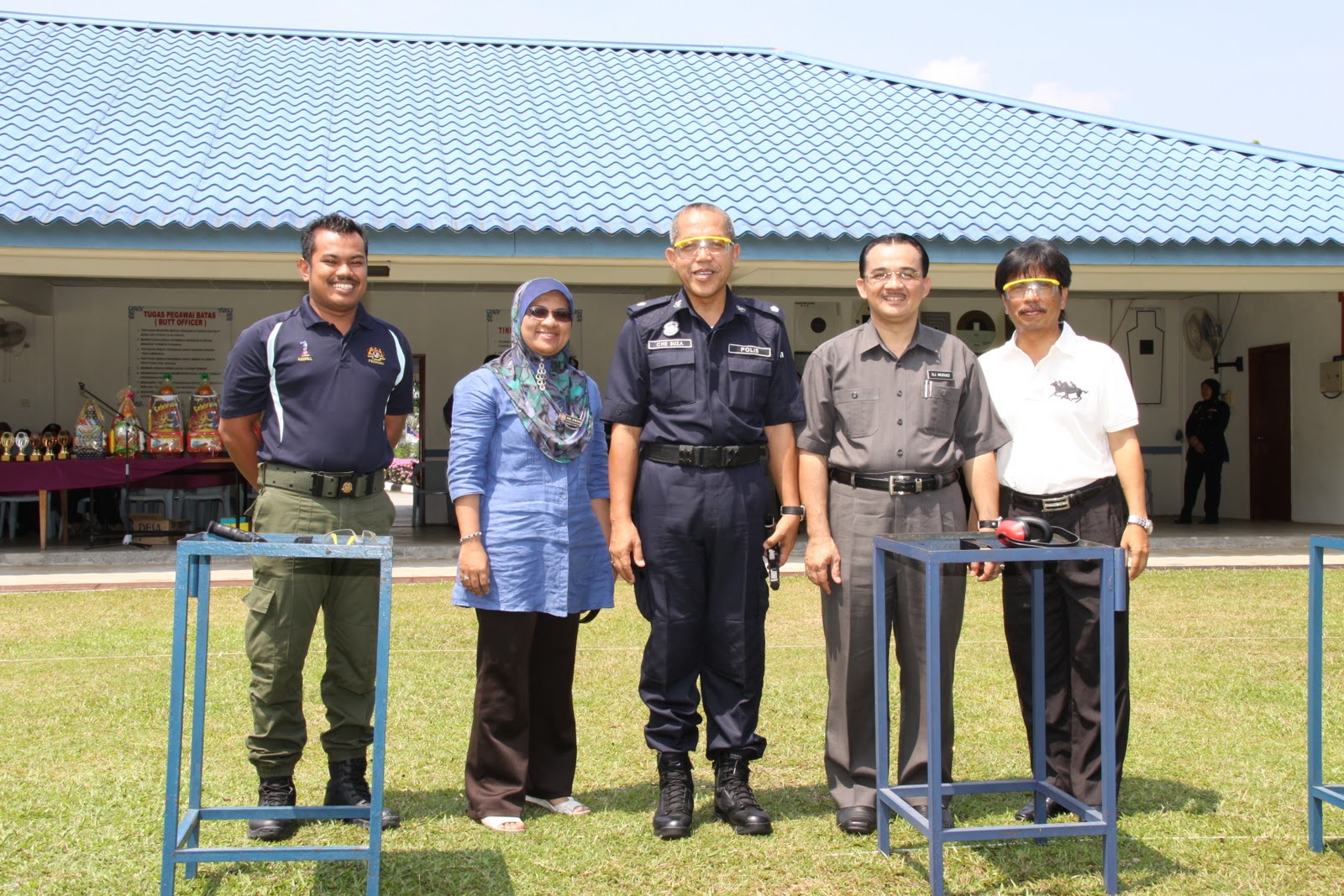 IPD Jasin: ACARA LATIHAN MENEMBAK BERSAMA KETUA-KETUA JABATAN DAERAH ...