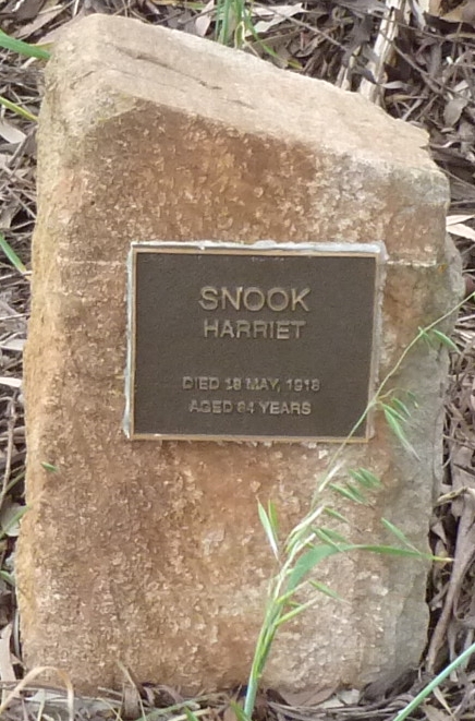 Hamley Bridge Past and Present: August 2013