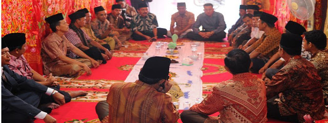 Chyntia’s blog: KEARIFAN LOKAL MINANGKABAU