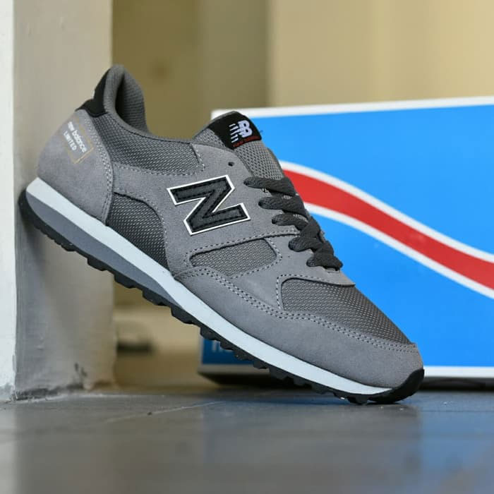 Sepatu New Balance Classic Grade Original [NBC-007] | Omsepatu.com