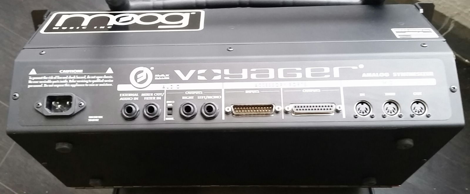 MATRIXSYNTH: Moog Minimoog Voyager RME Rack Mount Synthesizer SN RM0332