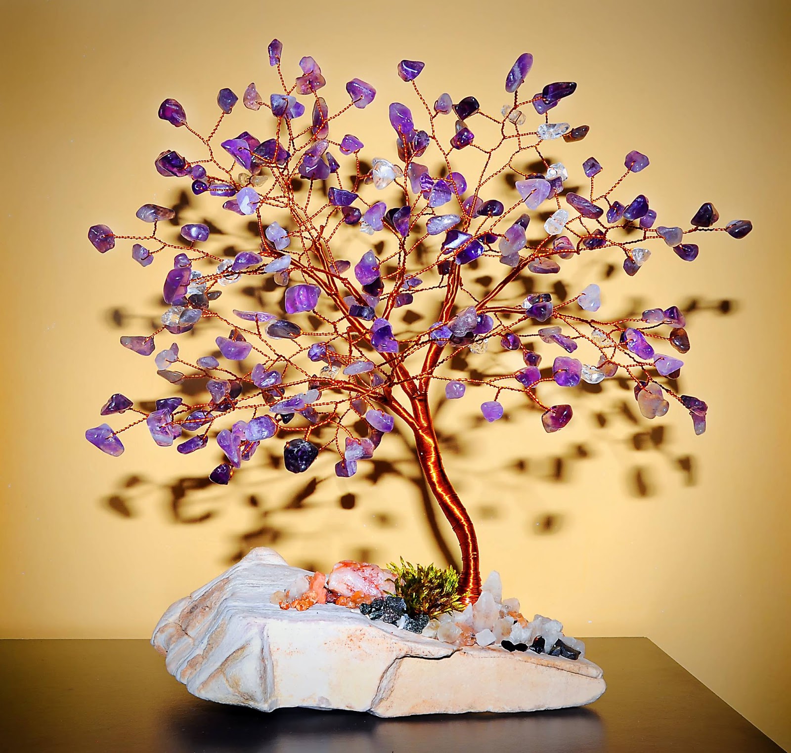 Handmade, cu suflet!: COPACEL DECORATIV DIN AMETIST SI CRISTAL DE STANCA