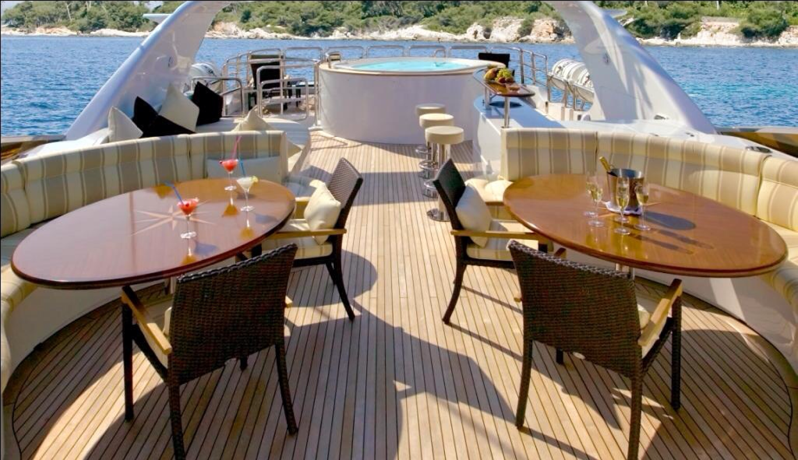 Puerto Vallarta yacht charters: 120 ft luxury Yacht for up to 40 people