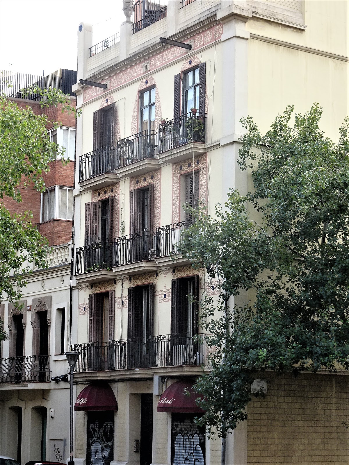 Redescubriendo Barcelona y más allá: 30/09/2018 Casa Font