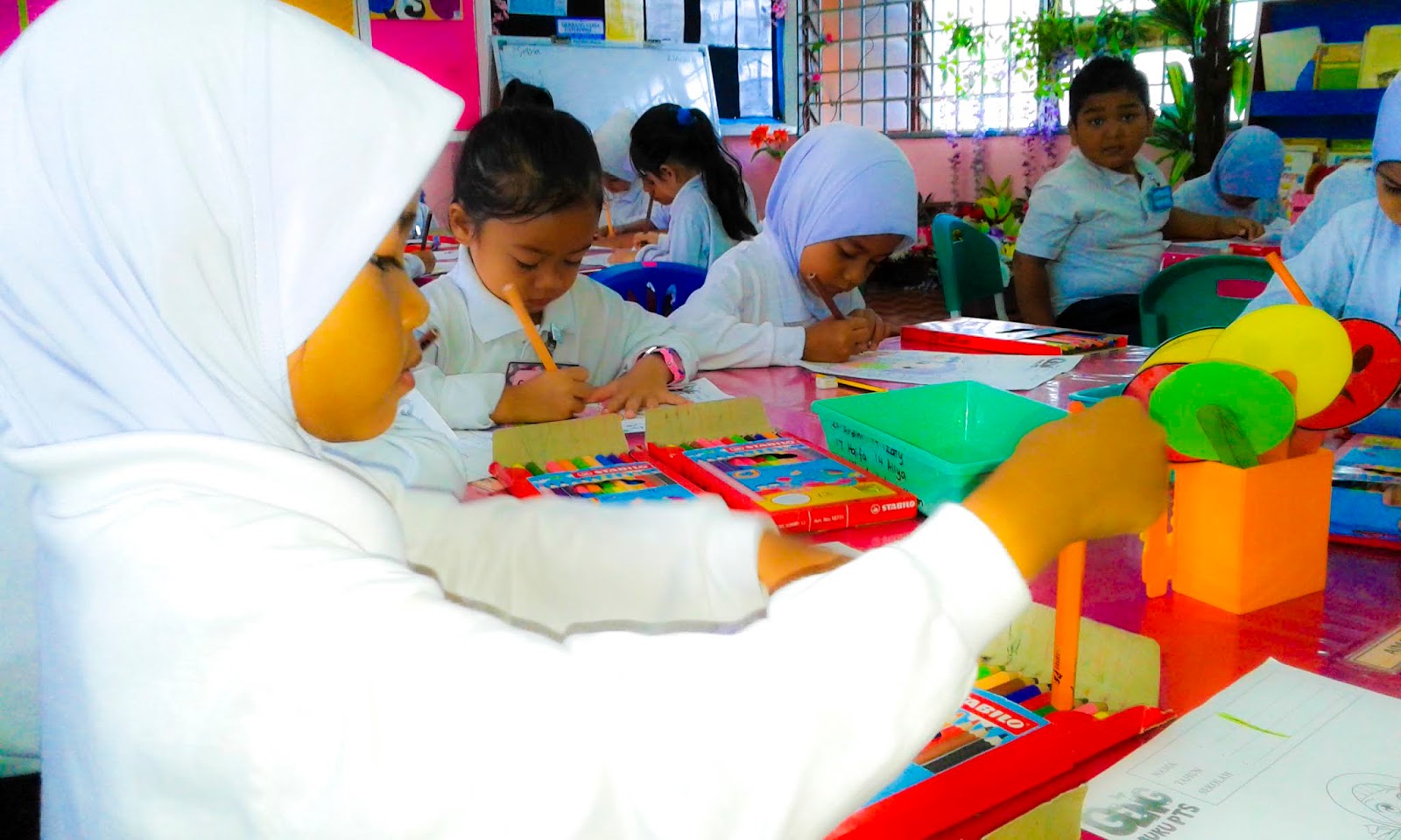 PROGRAM MEWARNA PRA SEKOLAH DAN BOOK TRUCK ~ SK PEDU