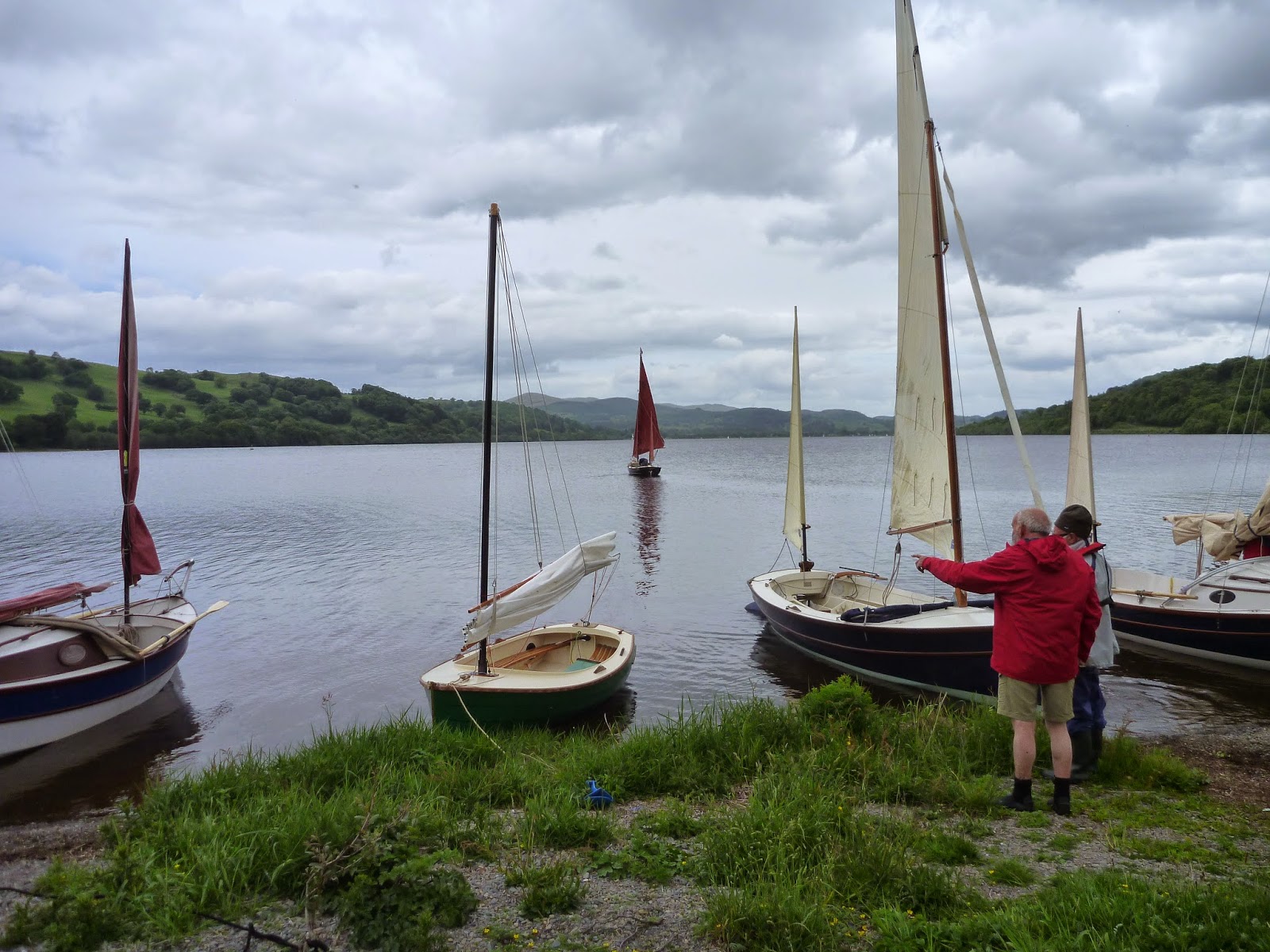 Sailing in Circles: Swallow Boats Raid Lake Bala 2013
