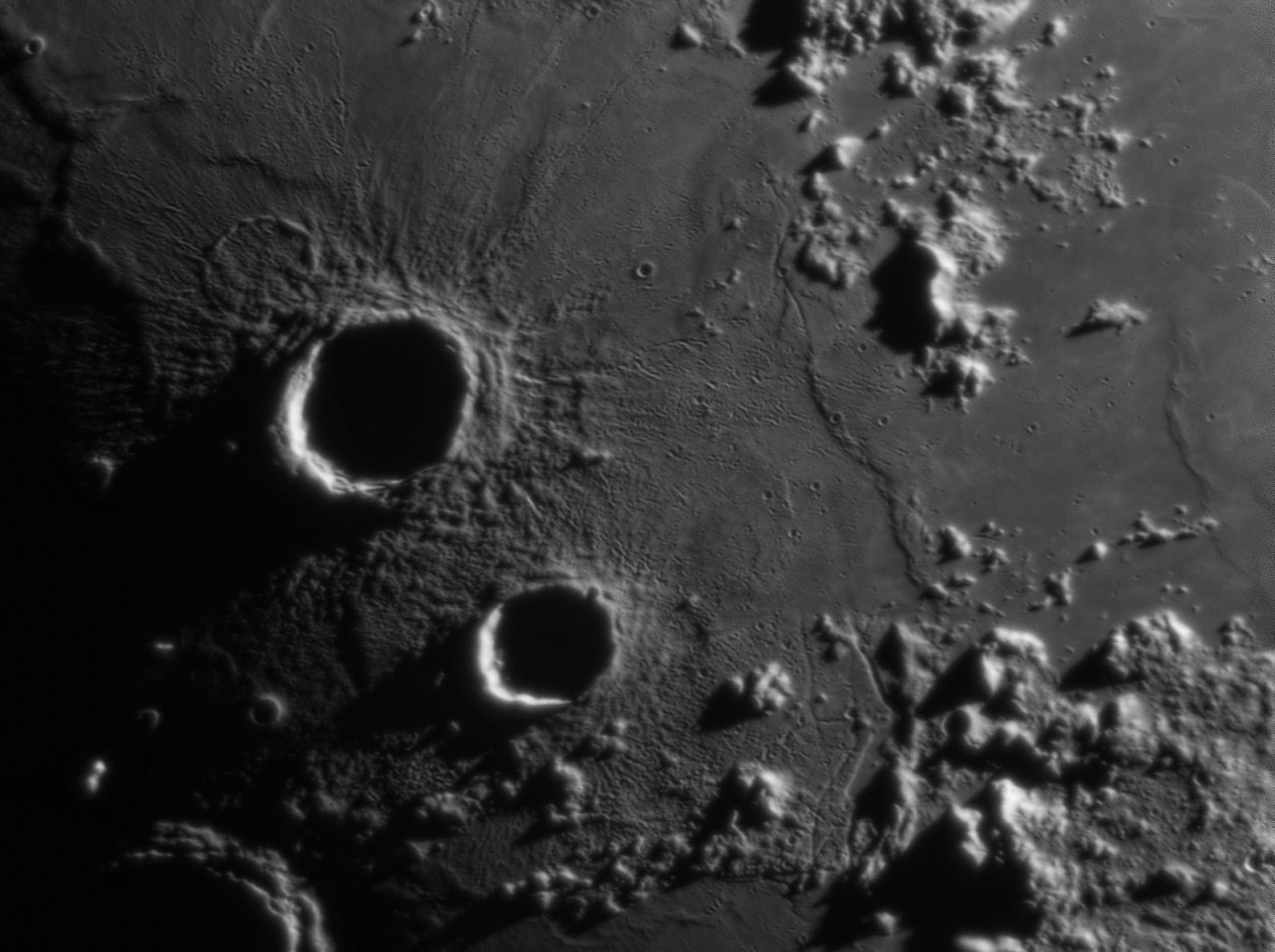 Aristillus Autolycus Apennine plate